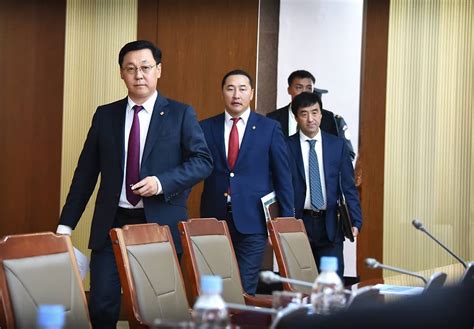 Vip76 Mn Ж Эрдэнэбат Эхний ээлжинд зогссон барилгуудын асуудлыг судалж шийдвэрлэнэ