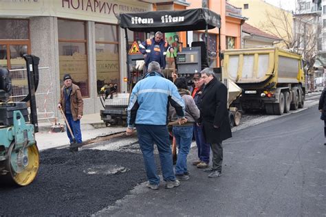 До края на седмицата приключва асфалтирането на ул „Ангел Кънчев“ в Горна Оряховица Regnews