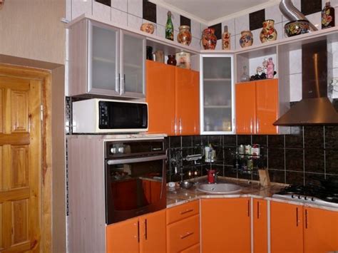 Угловая кухня для маленькой кухни — дизайн фото - Портал о ...