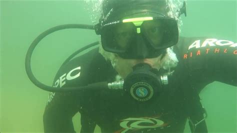 Scubadiver Jerked Off Underwater Türkçe