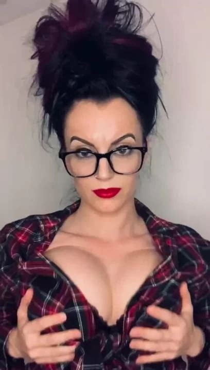 Watch Me Take My Clothes Off Before You Fuck Me Milf Porn Feat