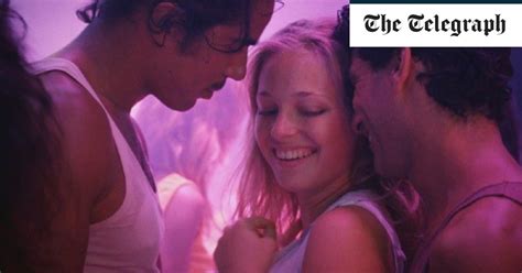 Vapid Sex Film Mektoub My Love Intermezzo Prompts Walk Outs In Cannes