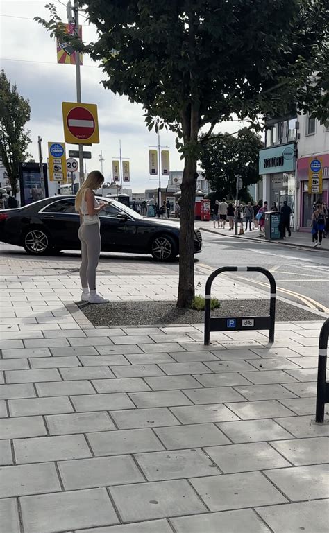 Slim Princess In Grey Stretch Leggings Video OC Spandex Leggings Yoga Pants Forum