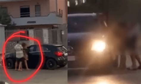 Fanno Sesso In Strada A Bacoli Con Il Figlio Di Anni In Macchina