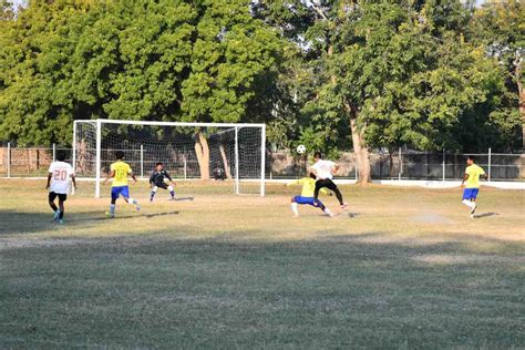 တပ်ကုန်းမြို့၌ ၇၅ နှစ်မြောက် စိန်ရတု လွတ်လပ်ရေးနေ့အထိမ်းအမှတ် ရပ်ကွက်ပေါင်းစုံ အလွတ်တန်း အမ