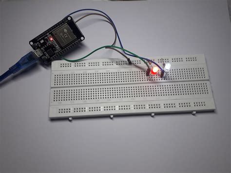 On And Off Leds Wirelessly With Esp32board A Platform For Wireless