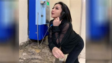 Foto Bareng Kamidia Radisti Siva Aprilia Seksi Banget