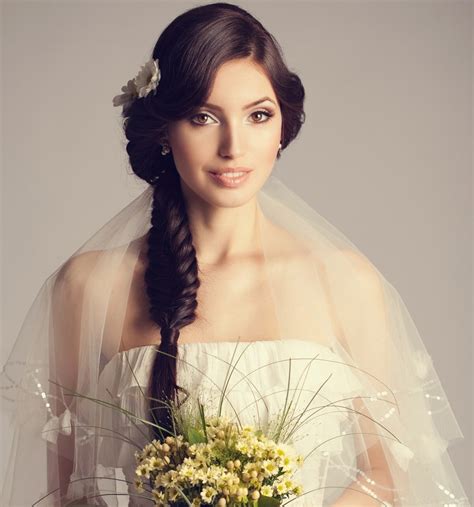 15 Flattering Wedding Hairstyles For Straight Hair Hairstyle Camp