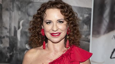 Quién Es Vicky Larraz Supervivientes Su Edad Su Pasado Su Ex Y