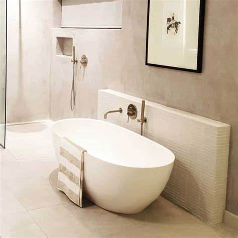 Amelia Freestanding Luxury Bath Livingstone Baths