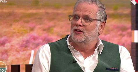 We Zijn Te Bang Om Elkaar Te Kwetsen Zegt Patrick Stoof Humor Is Een Brug Wnl