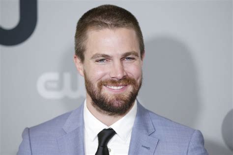 Watch Robbie Amell Stephen Amell Return In Sci Fi Thriller Code 8 Part Ii