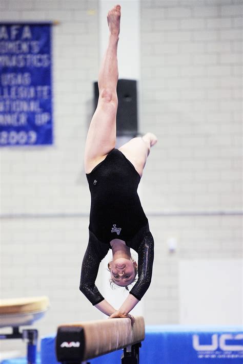 Gymnastic Balance Beam Exercise At Julian Dickinson Blog