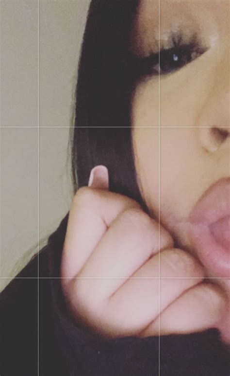 Copy N Paste Latina Instagram Baddie Makeup Pretty Selfies Cute