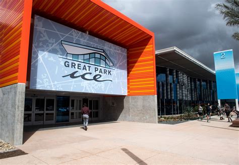 110 Million Great Park Ice Celebrates Grand Opening In Irvine Orange