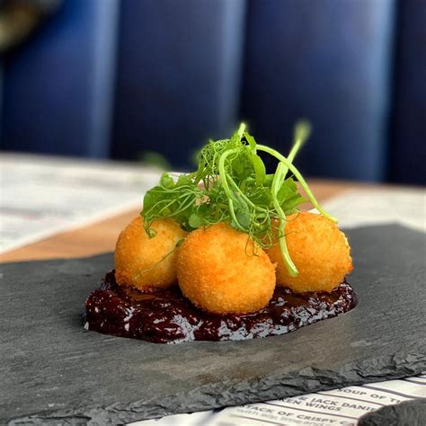Tomato And Mozzarella Bon Bons At Alice Maitland Blog