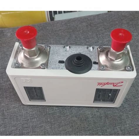 Contact System Type Spdt Danfoss Dual Pressure Switch Contact Material Silver Electrical