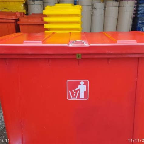Jual Dropbox Tempat Sampah Fiber Besar Uk 680 L Shopee Indonesia