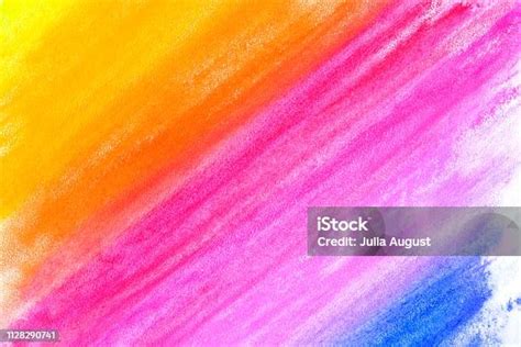 레인 보우 대각선 줄무늬 패턴입니다 Handdrawn 연필과 크리에이 티브 카드 화려한 배너 배경 화면 프레임 흰색 질감된 배경에서 물 컬러 그래픽 그림 덮개 파티 초대장