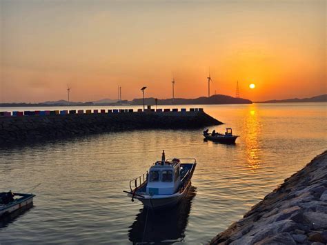 임용 누군가는 지금 이렇게 기도를 합니다 걸을 수만 있다면 더 큰복은 바라지 않겠습니다 설 수만 있다면 더 큰복은