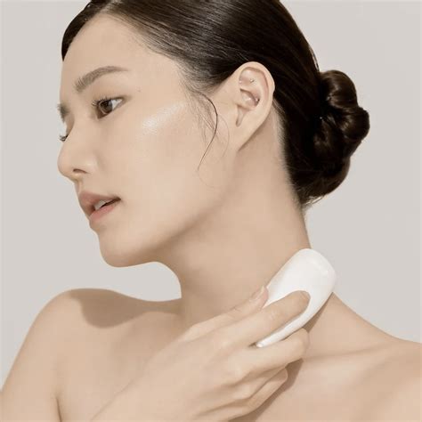 دستگاه دوعملکردی میکروکارنت و ال ای دی پوست فیس فکتوری فروشگاه