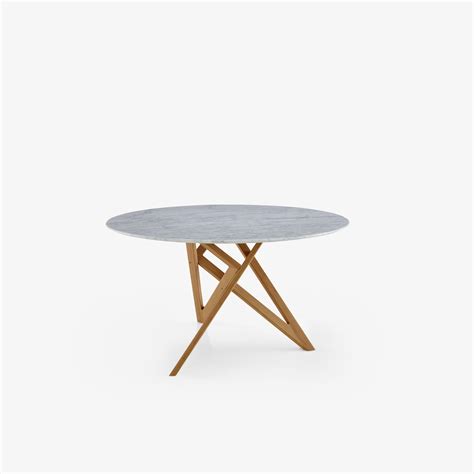 Tables Ennéa Oval Dining Table Legs In Natural Oak Ligne Roset