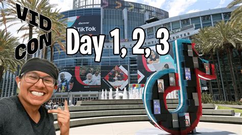 I VISITED A YOUTUBE CONVENTION AND THIS HAPPENED YouTube