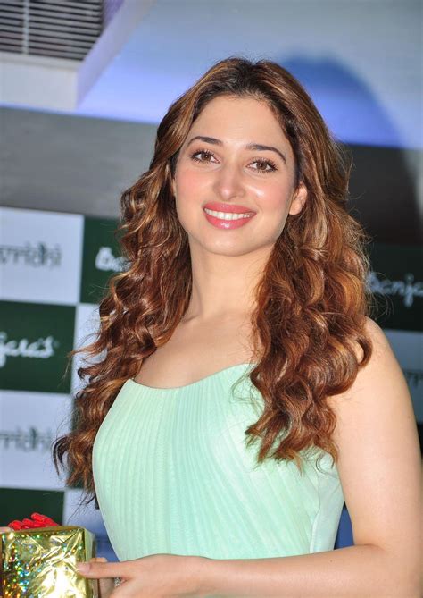 Unseen Pics Tamannaah Bhatia Looks Irresistibly Sexy Wiral Beauties