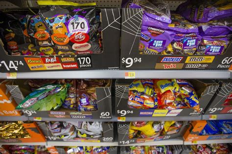 Vote Now Tribune Trick Or Treat Candy Bracket Hits Quarterfinals