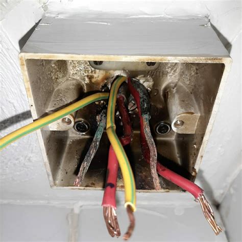 Fault Finding Electrician Outwood Electrical