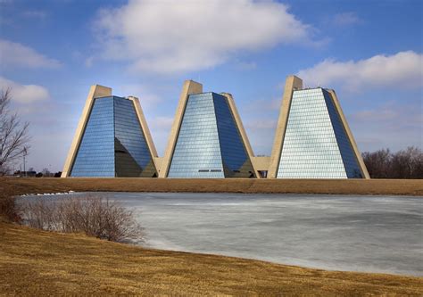 Famous Buildings Built In The 1970s At Roderick Wilkerson Blog