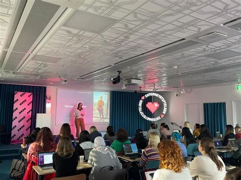 Pauline Morsli On Linkedin Pinkprogramming Womenintech