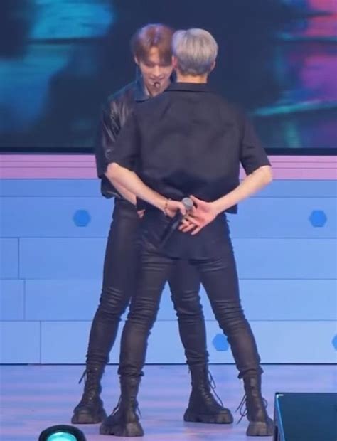 Mnchn On Twitter 195 💜💙its Their Code 👩‍💻