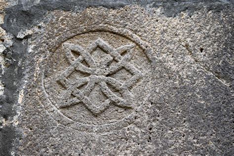 დირბის ღვთისმშობლის ეკლესია Georgian Travel Guide