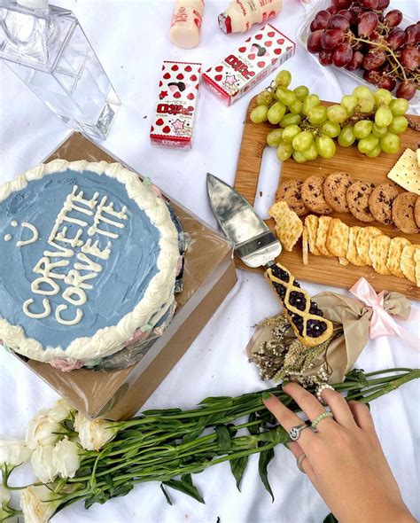 How To Curate Your Feed As Seen On Ciara Gans Instagram