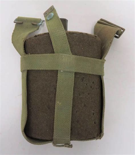 Ww1 Issue 1908 Water Bottle Cradle And Later Bottle In Belts