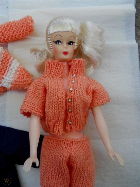 2 Vintage Clone Barbie Doll Blonde Cricket Knock Off