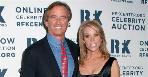 Cheryl Hines Fully Supports Anti Vaxxer Husband RFK Jr S White House Bid