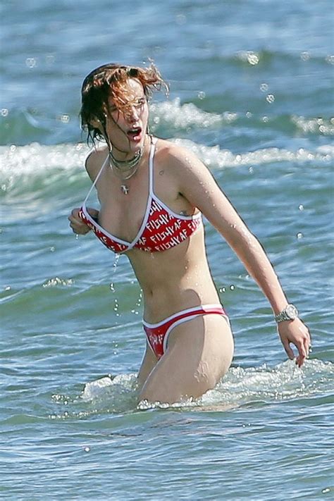 Bella Thorne Oops Nip Slip At The Beach In Hawaii 8 June 2018