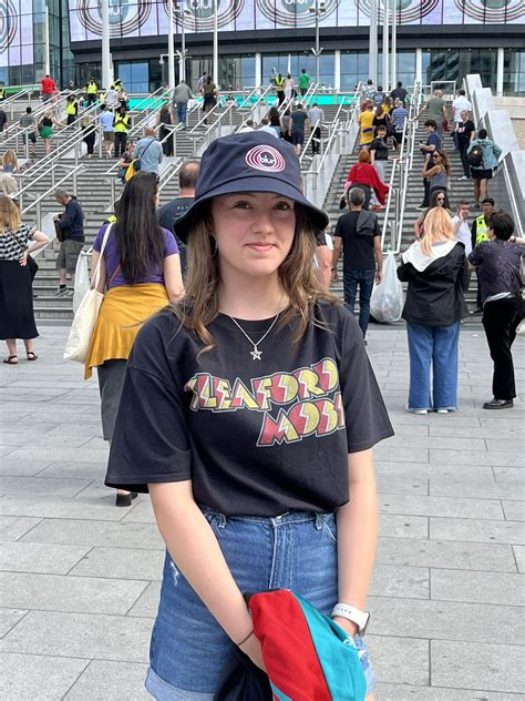 Rachael Sulley On Twitter Sleafordmods My Daughter ‘tied Up In