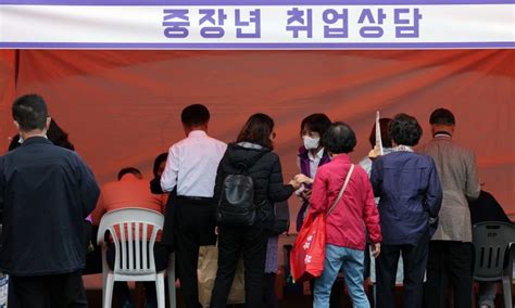 지게차운전기능사·한식조리기능사…50대가 선호하는 국가기술자격 선정 파이낸셜뉴스