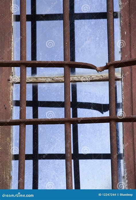 Glass Window Rust At Aidan Bavister Blog