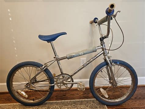 Mongoose Bmx Bikes Blue Mongoose Legion L100 Freestyle Bmx Bike For