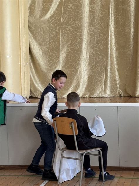 Постановка в 5 ОУ „Иван Вазов“ по разказа „Апостолът в премеждие“ на