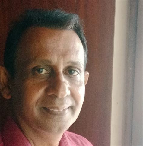 Malik Thusitha මේ ඊයෙ මගේ සිංගල් මම් ගත්ත රසිකාවියක් මම Facebook