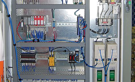 Machine Builder Masters Assembly Line Uptime Flexibility 2015 06 04 Assembly Magazine