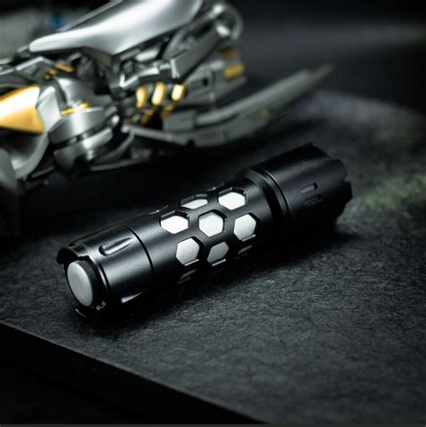 Defining Edc Flashlights Key Features And Uses