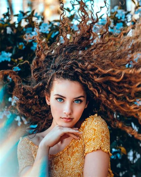Sofie dossi – Artofit