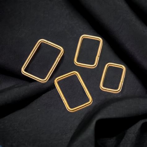 Titanium Seamless Click Ring Rectangle Piercings Works