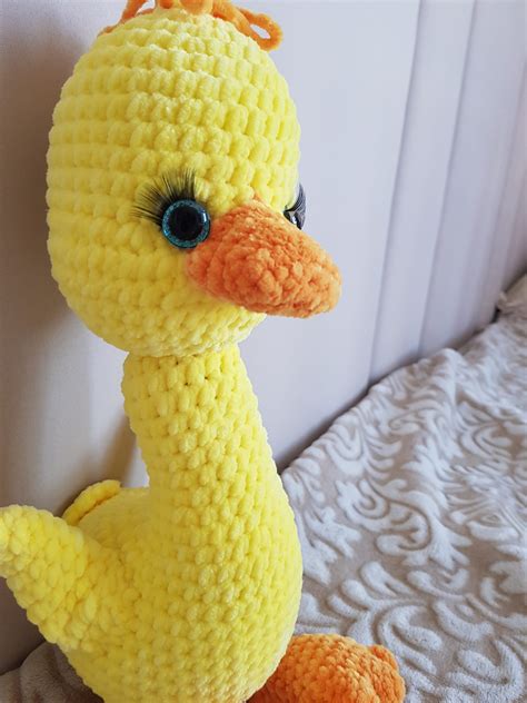 Жълто свирещо пате Крокодил бг